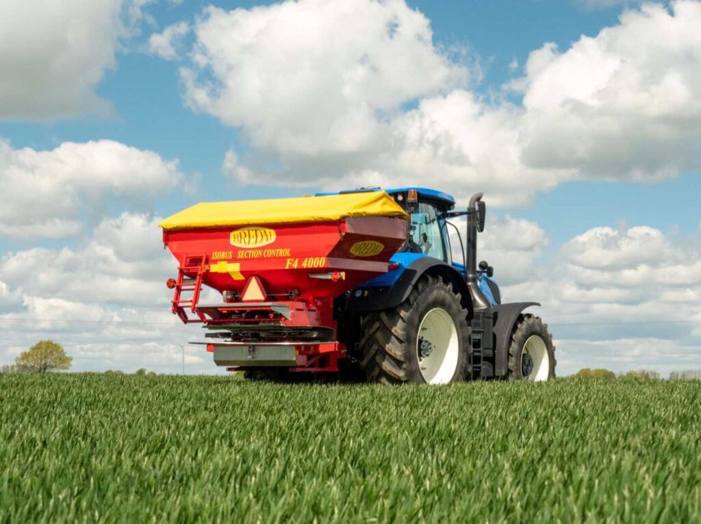 New KRM Bredal ISObus Fertiliser Spreader – Precise